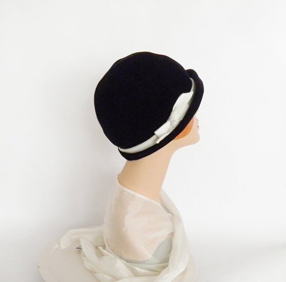 Classic Style – A Glamorous Conversation with The Vintage Hat Shop – In ...