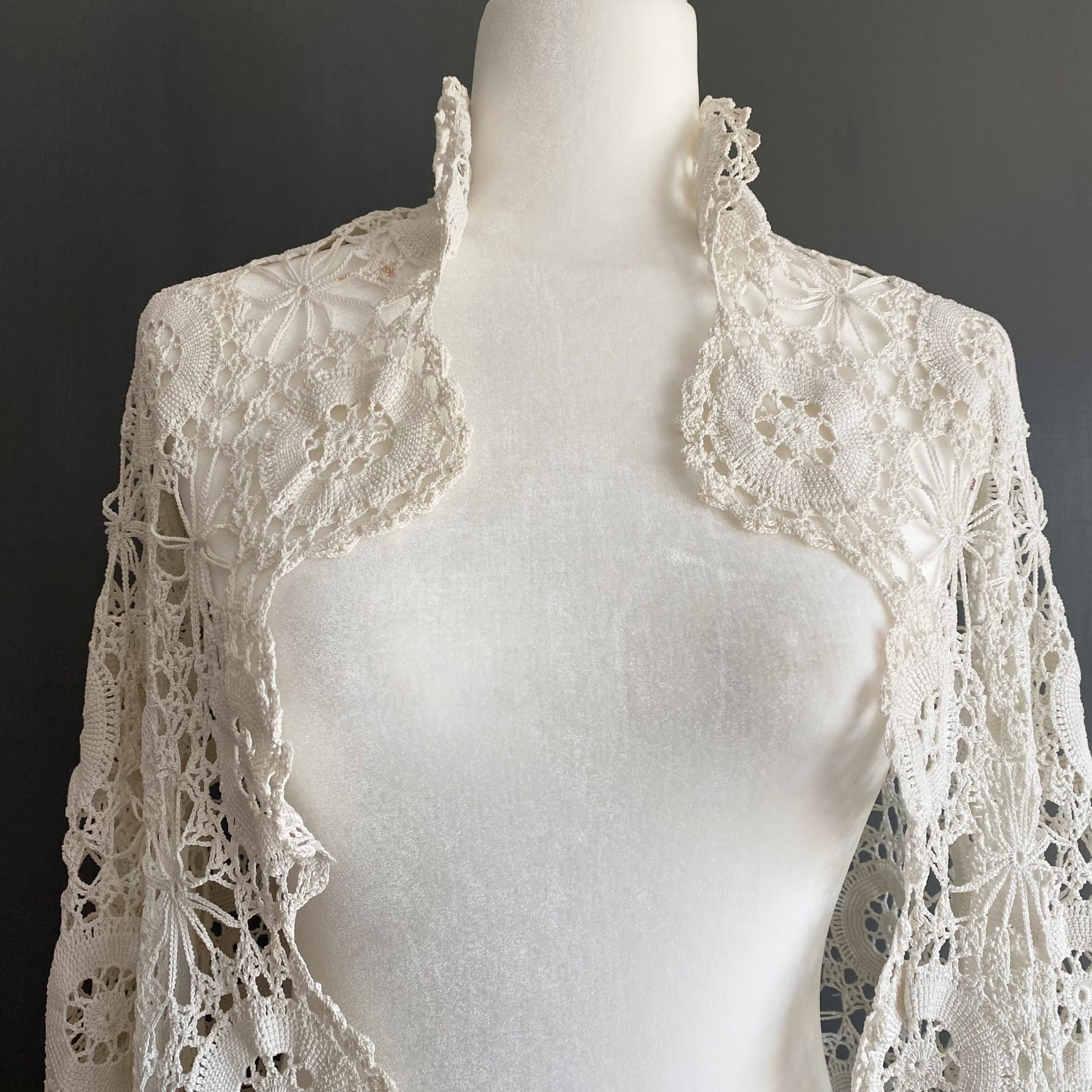 The Handmade Tablecloth: A 1916 Immigration Story – In the Vintage ...