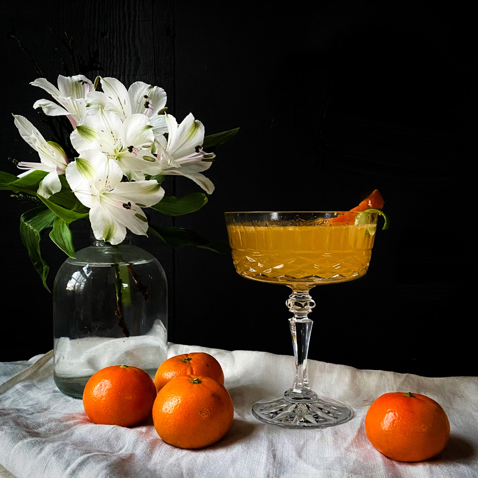 Bar Hemingway’s Ritz 75: A Vintage Champagne Cocktail from Paris – In ...