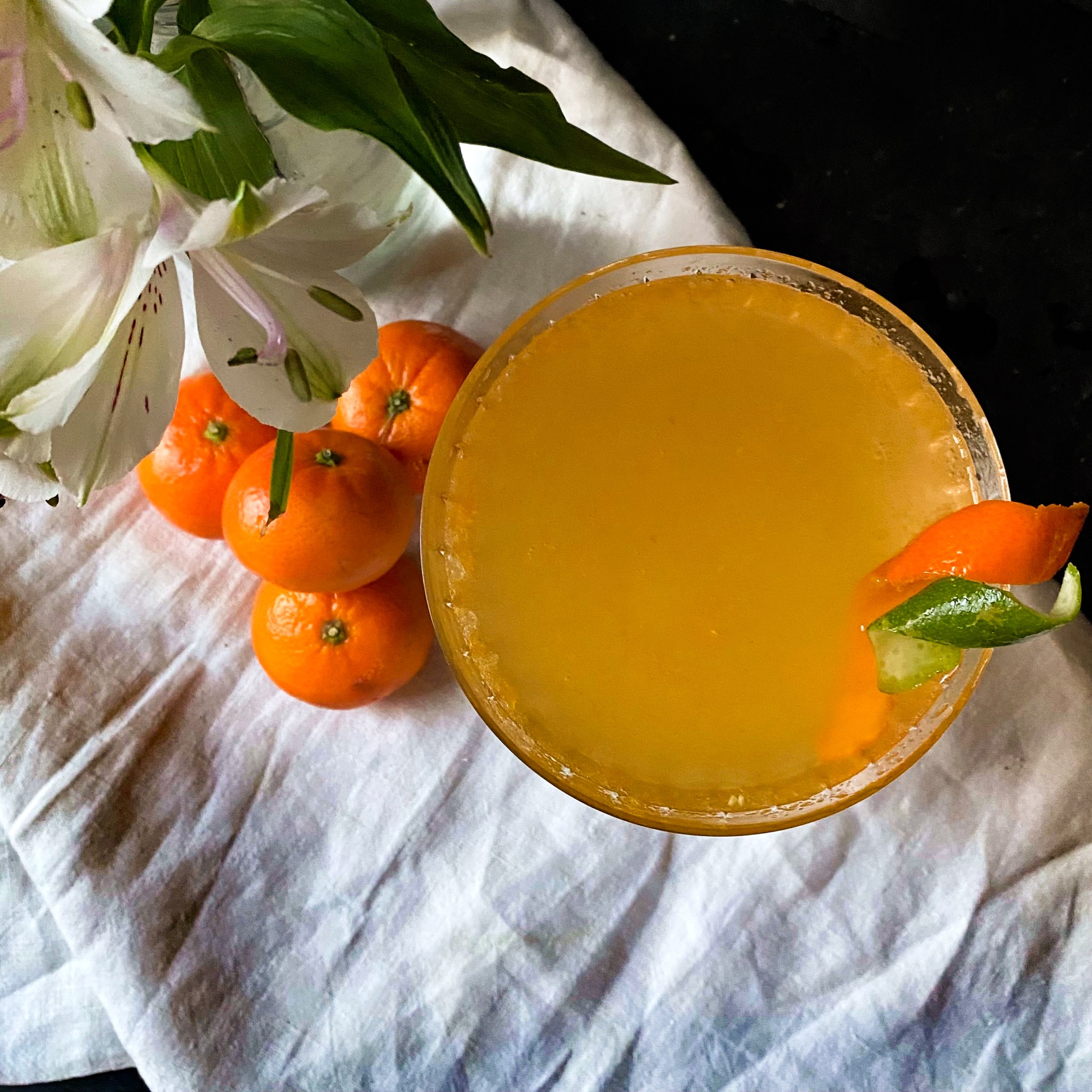 Bar Hemingway’s Ritz 75: A Vintage Champagne Cocktail from Paris – In ...